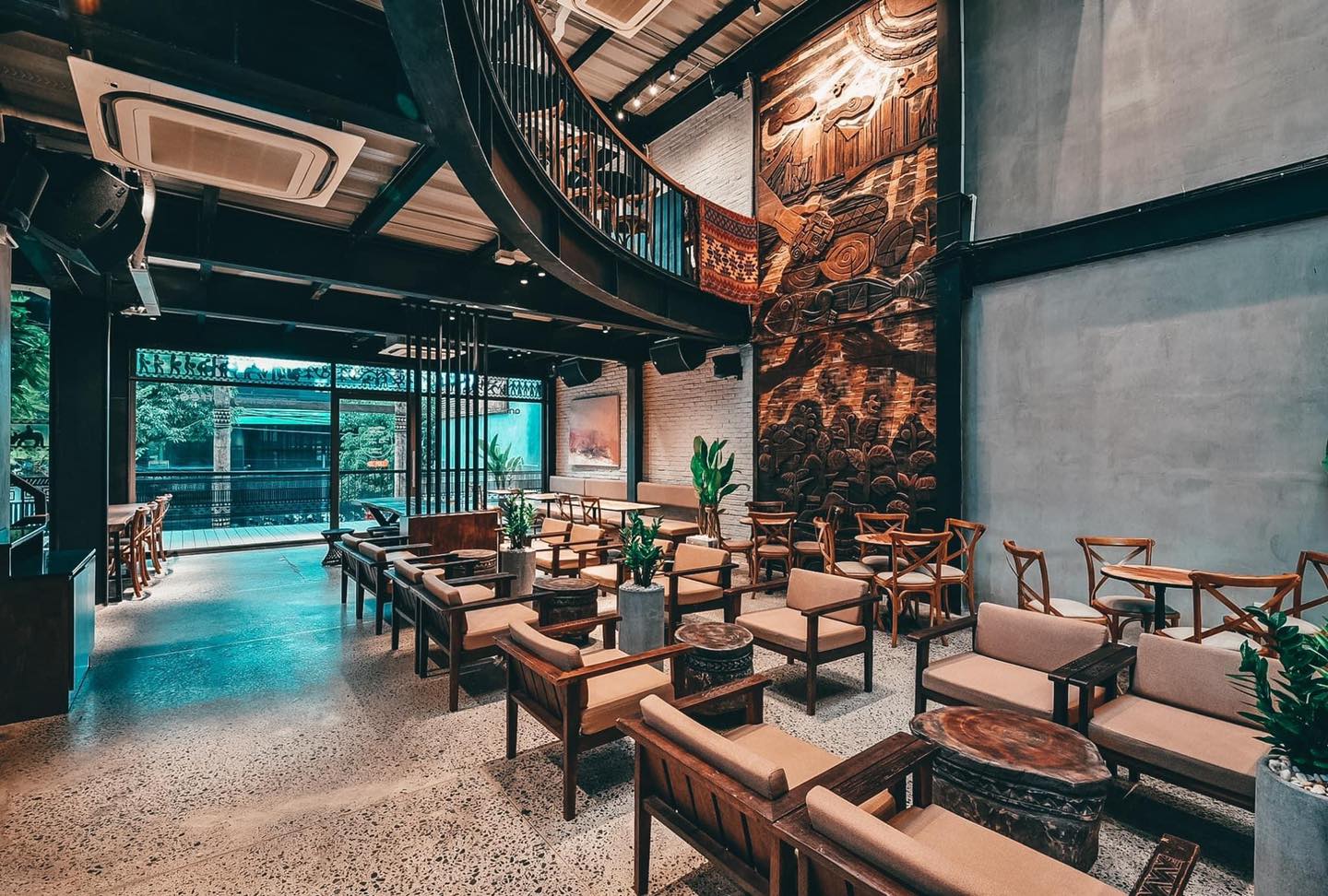 Không gian Amazing Coffee - Quán cafe lưu giữ trái tim của lòng thành phố